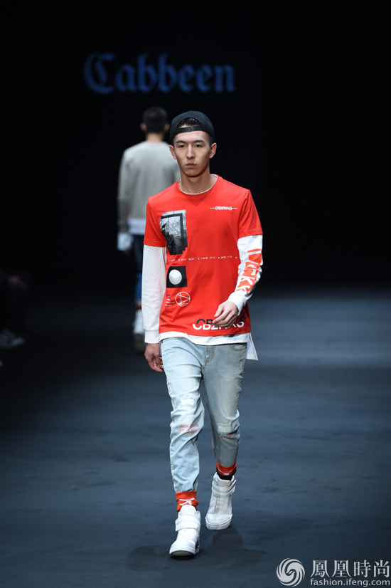 Cabbeen新品发布帅出天际 马苏化身黑衣骑士盛装出席_凤凰时尚