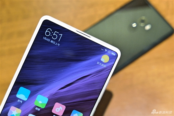 小米MIX 2全陶瓷尊享版开箱图赏：4699元帅毙_凤凰科技