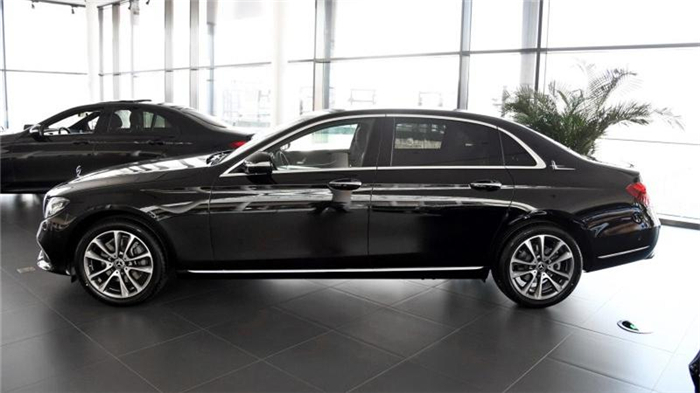 宝马推525Li 奔驰会不会放出E180L？_凤凰网汽车_凤凰网