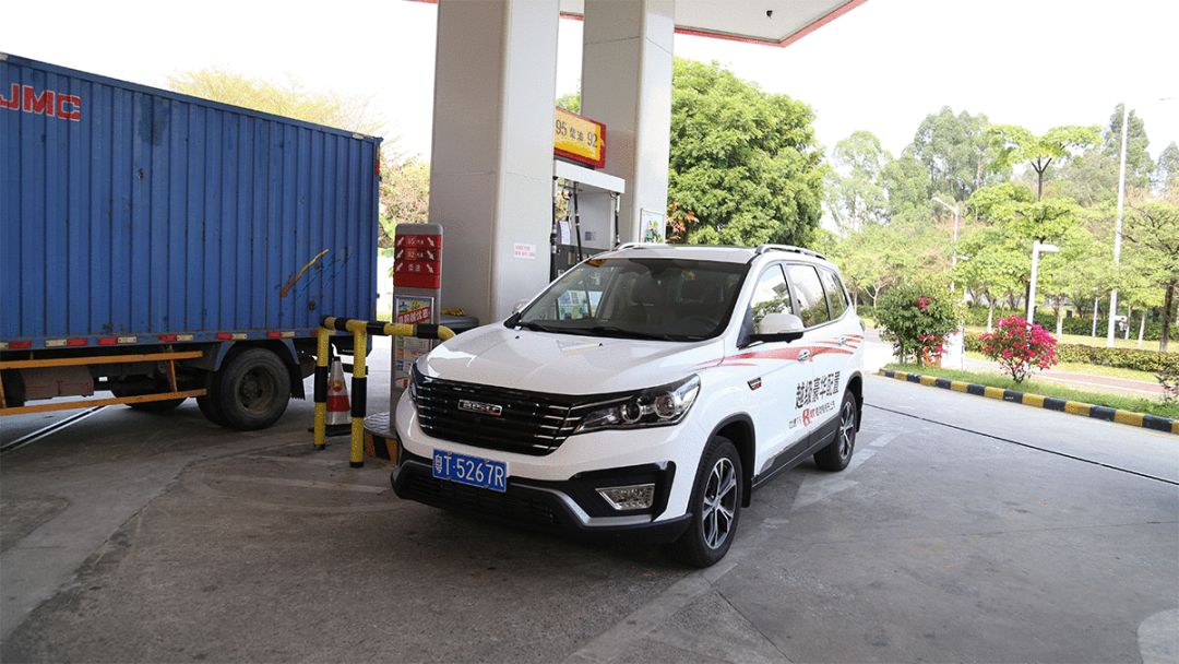 10.49万起，这款“1.5T+8AT”的7座SUV，真实油耗令人咋舌！_凤凰网汽车_凤凰网