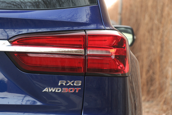 正面刚GS8，细说荣威RX8如何占领制高点_凤凰网汽车_凤凰网