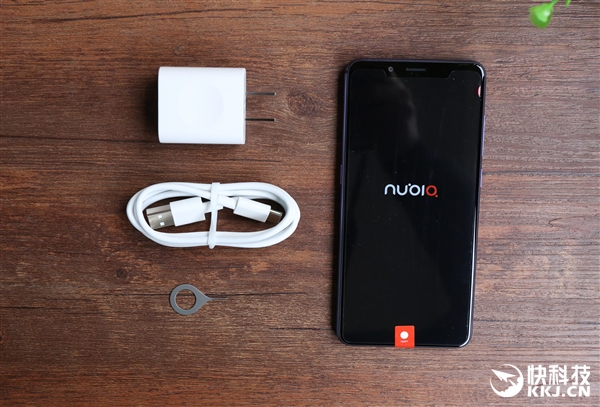 1799元！努比亚Z18mini开箱图赏：水晶紫颜值大赞_手机凤凰网