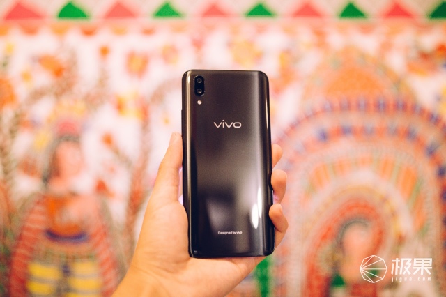 vivo X21体验：领略印度风情，AI拍照让女朋友秒变小仙女_凤凰科技