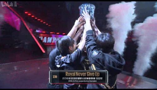 2018LPL春季赛决赛RNG3:1战胜EDG夺得冠军！_凤凰科技