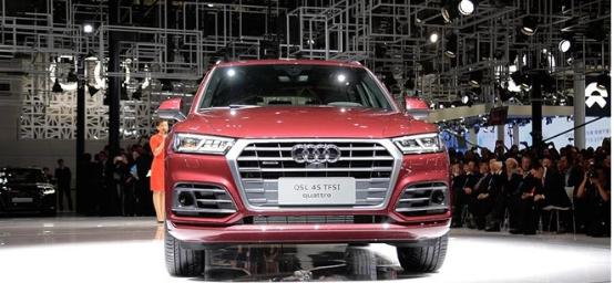 颜值完爆宝马X3的全新奥迪Q5L瞬间亮瞎你的氪金眼_凤凰网汽车_凤凰网
