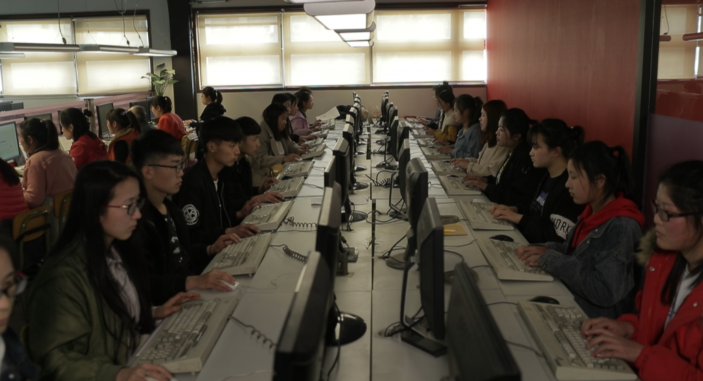 BasicFinder CEO杜霖：AI新需求将不断出现，数据标注订单暴增_凤凰科技