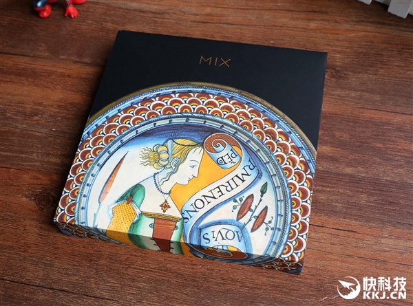 小米MIX 2S艺术特别版开箱图赏：4299元_凤凰科技