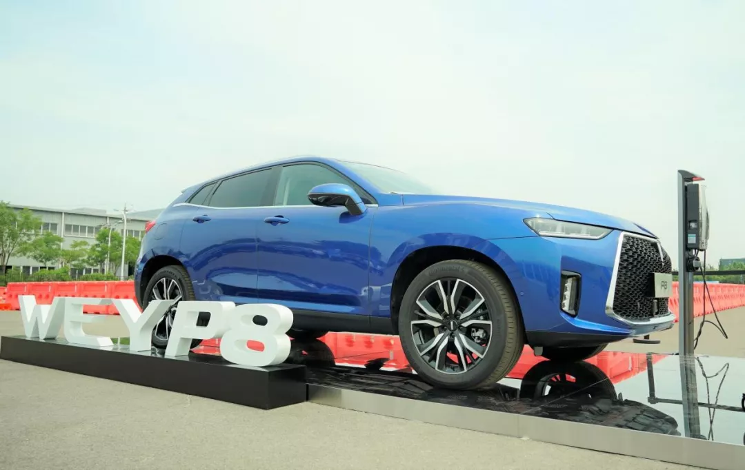 WEY P8：明明可以靠脸吃饭，结果偏偏这么有内涵_凤凰网汽车_凤凰网