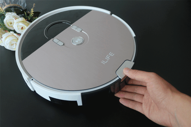 智能扫拖双管齐下，轻松完成家庭大扫除 — ILIFE智意X785扫地机器人评测_凤凰网科技