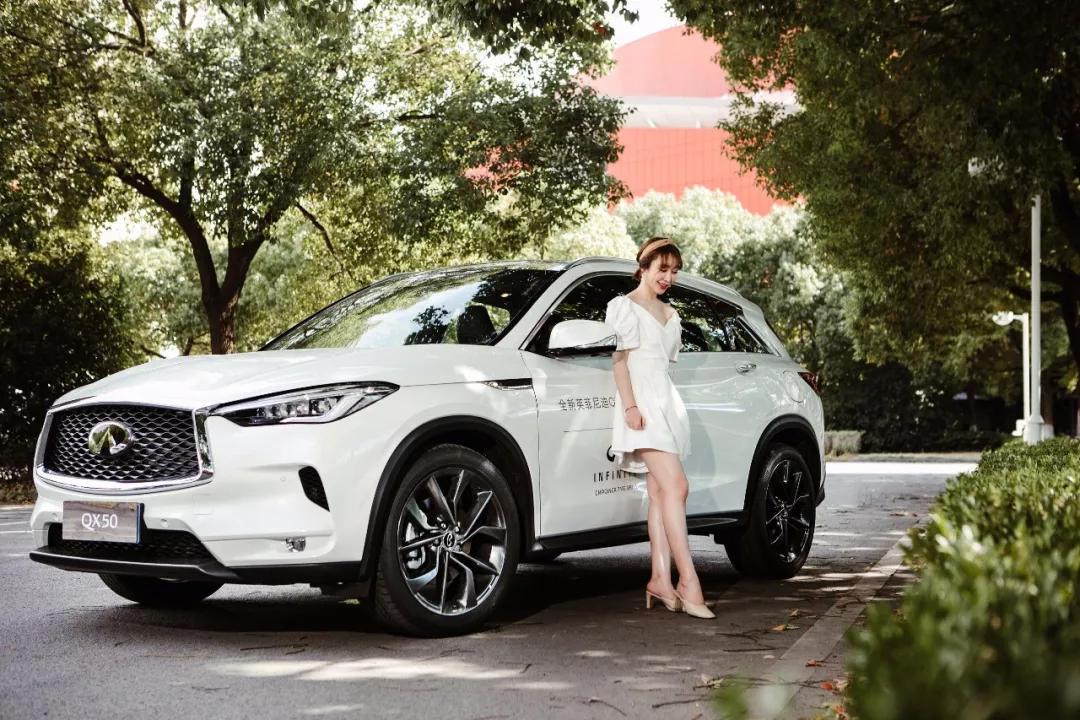 楠姐试驾英菲尼迪QX50，爱上那颗“可变”的心_凤凰网汽车_凤凰网