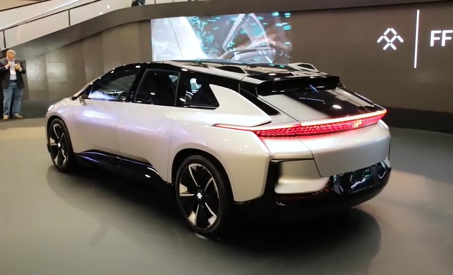 贾跃亭“造车梦”终实现，首款FF91已上路，但售价让国人难以接受_凤凰网汽车_凤凰网