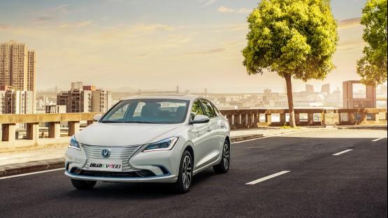 长安新能源三车亮相，强势冲击未来市场_凤凰网汽车_凤凰网