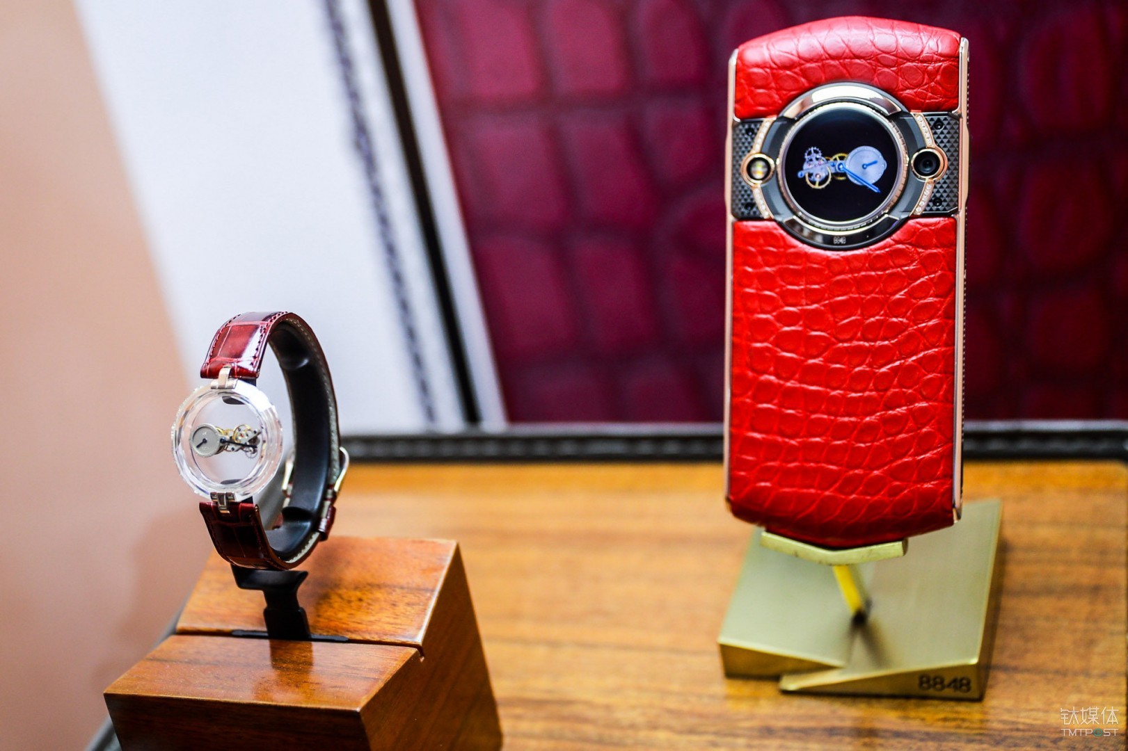 8848新品M5发布：前后双屏融入腕表设计，顶配29999元_凤凰网