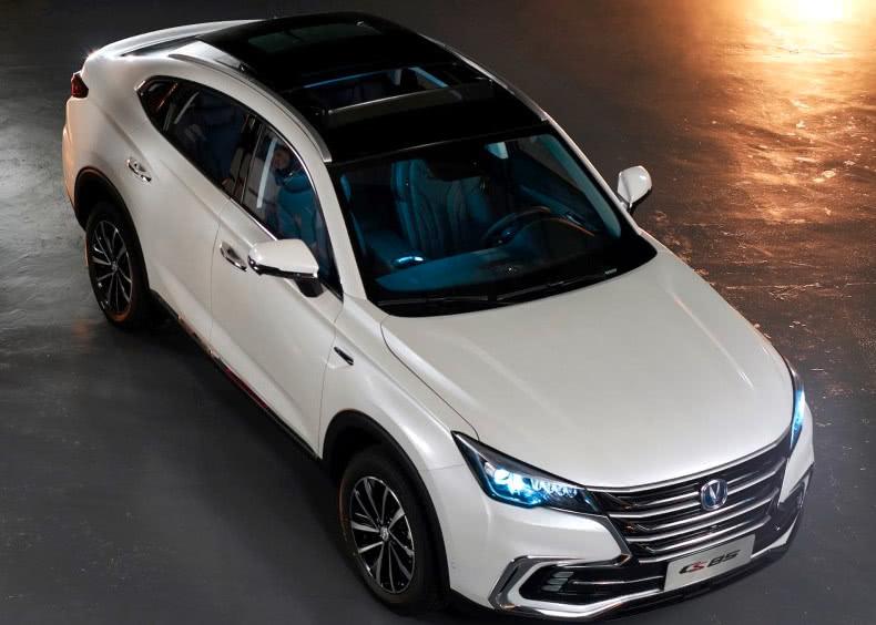 长安CS85实车现身街头，气势不输宝马X6，据说卖10万起_凤凰网汽车_凤凰网