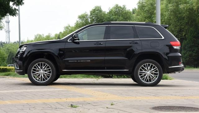 全系V6大排量发动机+8AT变速器，优惠8万以上，别只惦记Q5了！_凤凰网汽车_凤凰网