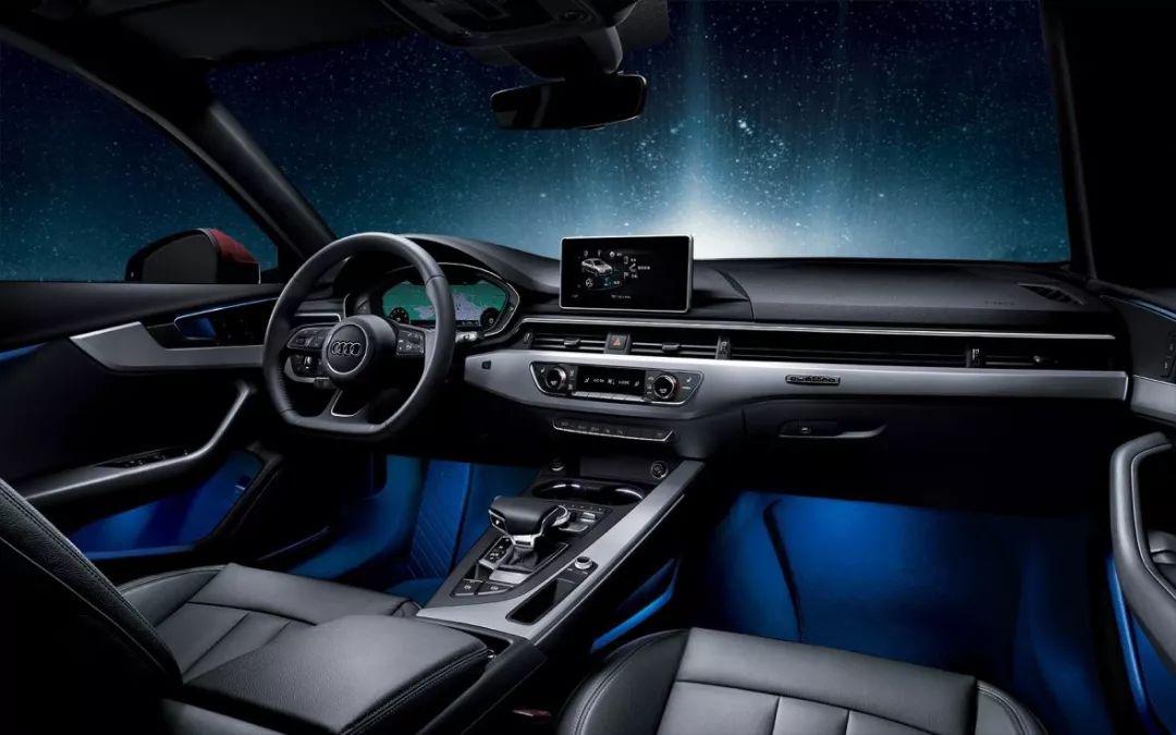 A4L常有，降7万的A4L quattro不常有，三个司机体验特别版“街车”_凤凰网汽车_凤凰网