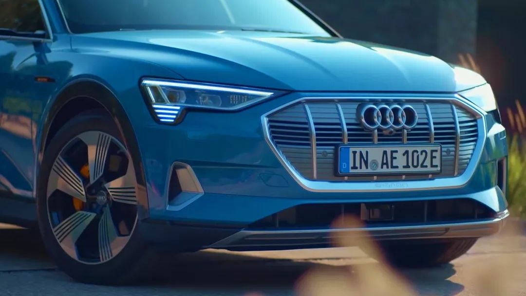 3分钟了解奥迪e-tron，520Km的续航能力令人期待_凤凰网汽车_凤凰网
