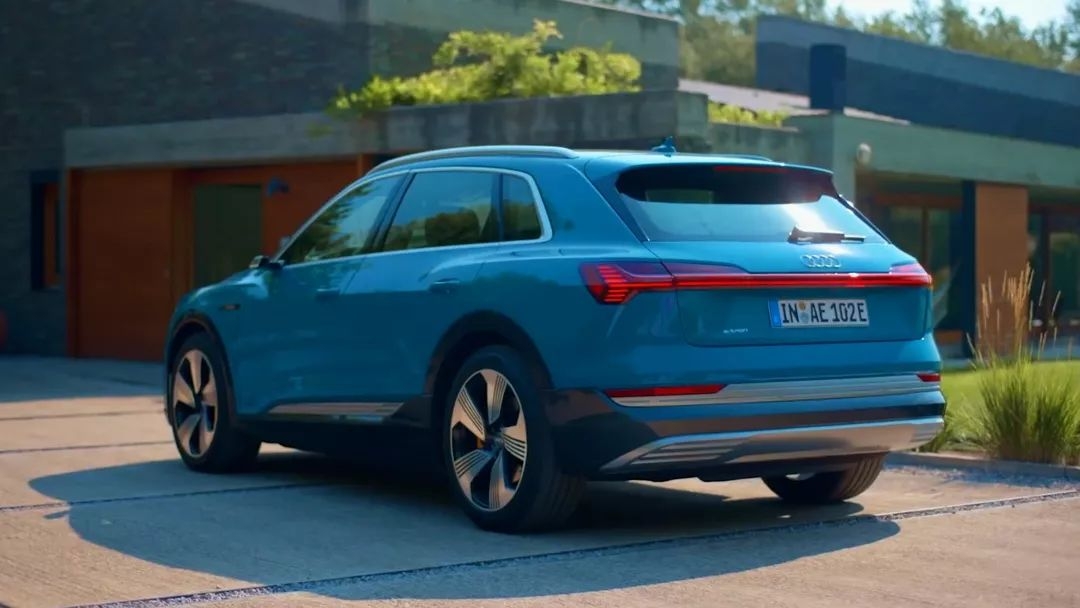 3分钟了解奥迪e-tron，520Km的续航能力令人期待_凤凰网汽车_凤凰网