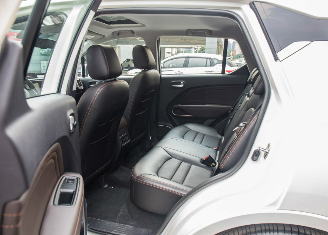 比帝豪GSe小一号的传祺GE3，凭什么卖得更贵，订单还能破5千？_凤凰网汽车_凤凰网