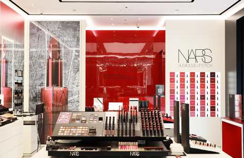 NARS登陆北京三里屯 首家沿街精品店盛大开幕_凤凰网