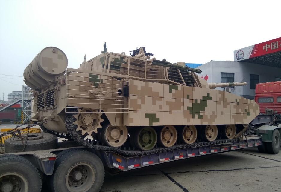 VT5外贸轻坦抢先看 96B加装城市战升级套件