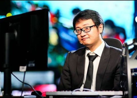 Joker:蛇队下赛季就是捞比队 打不出成绩_电竞明星选手-中关村在线