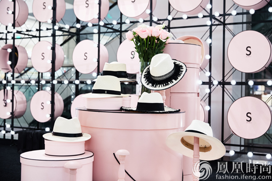SHINE LI 在北京SKP打造梦幻帽饰空间_凤凰时尚
