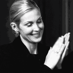 《绯闻女孩》已完结5年，49岁Kelly怎么比那时还年轻_凤凰资讯