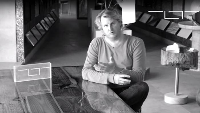 从星辰到大海，他造出了世界上最唯美的桌子_凤凰资讯