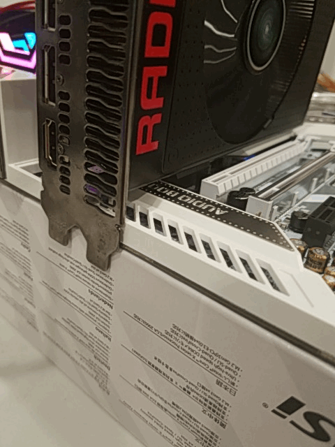 酷睿i9狂飙4.6GHz，微星X299 Tomahawk Arctic主板评测_凤凰科技