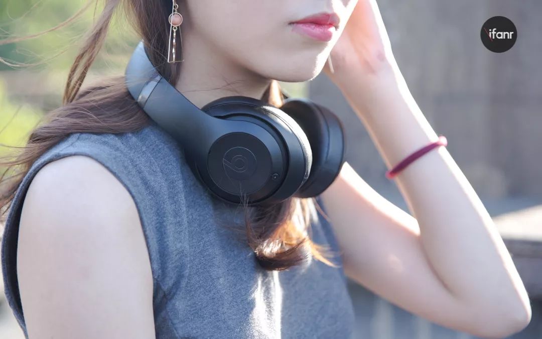 Beats Studio 3 评测：苹果系的第一款降噪耳机，究竟值不值 2888 元？_凤凰科技