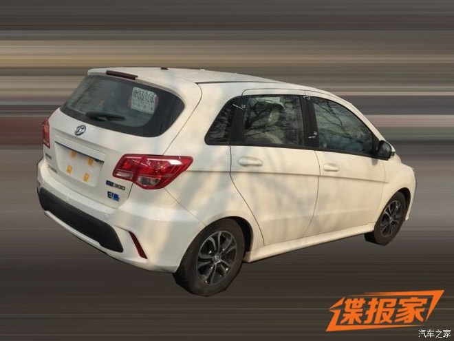 北汽新能源EV300路试谍照 年内正式上市_凤凰网汽车_凤凰网