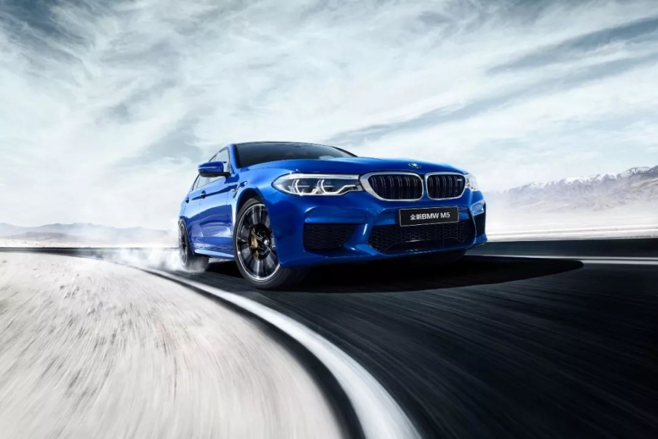 第六代M5正式登陆中国市场 售价164.8万元_凤凰网汽车_凤凰网