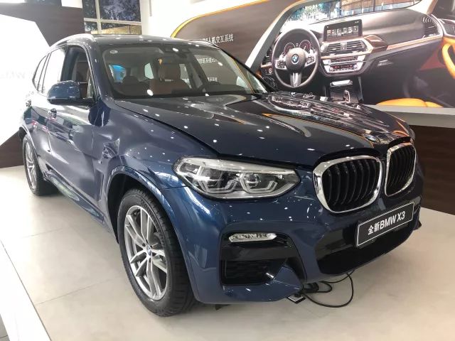 各处细节都在进步，新BMW X3跟Q5L和GLC的竞争胜算几何？_凤凰网汽车_凤凰网