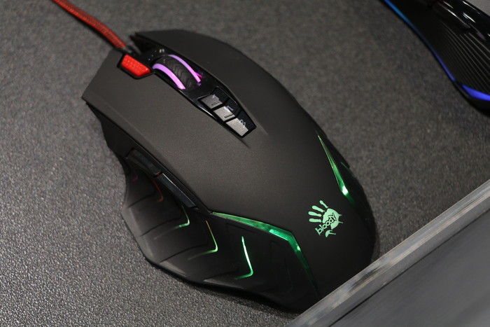 重磅高端耳机新品 血手幽灵携多款黑科技登场_凤凰科技