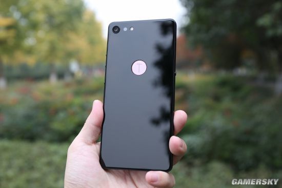 锤子坚果Pro 2S曝光：搭载骁龙710、支持18W快充_凤凰网