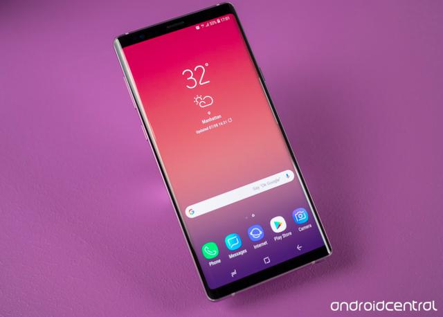 选择三星Note 9还是S9+？看完外媒测评，也许你就不纠结了_凤凰网