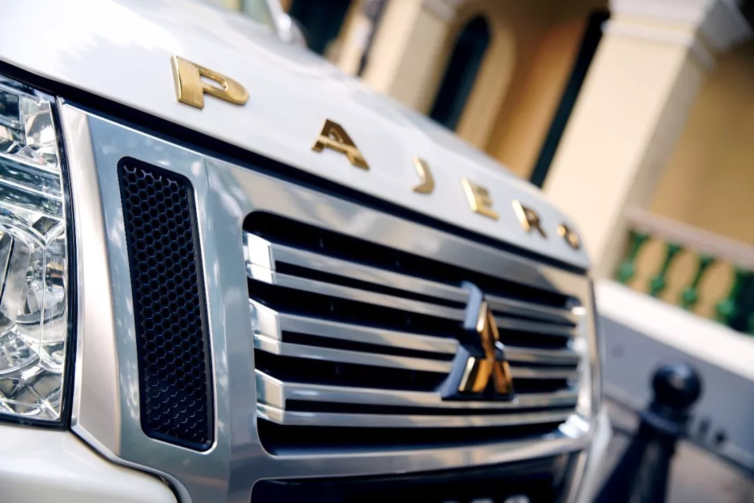 新款帕杰罗正式上市，科技加持/超选四驱强力依旧！_凤凰网汽车_凤凰网