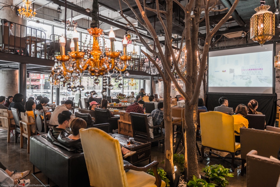 WIFC西部国际金融中心首次市场发声，差异定位引人关注_凤凰网