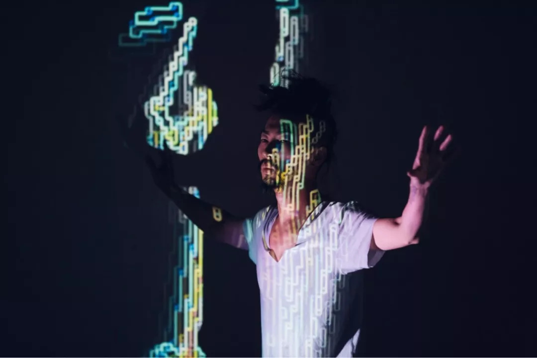 【她 · 盛宴】全新多维度震撼视听感受 让你和心灵来一次对话_凤凰网