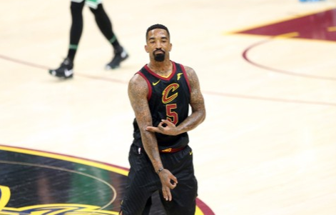 JR谈新赛季：情况更加艰难，我们必须更加努力_凤凰网