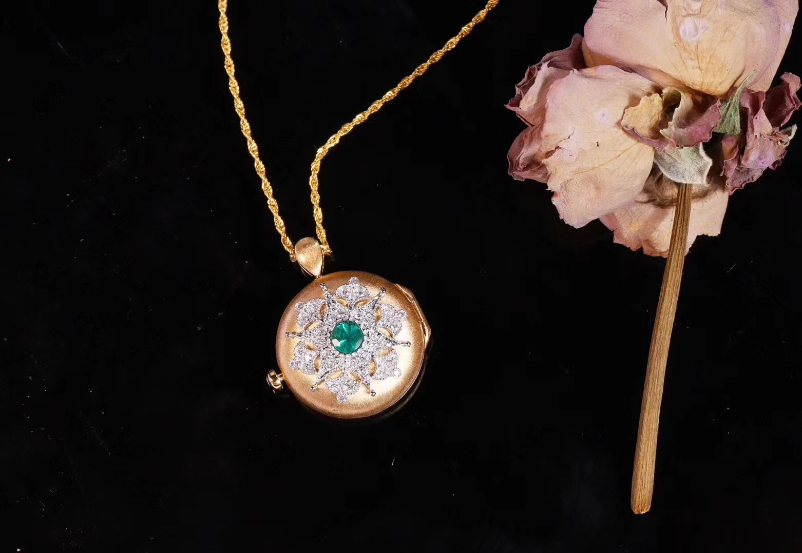 布契拉提(BUCCELLATI)——来点你不知道的品牌历史__凤凰网