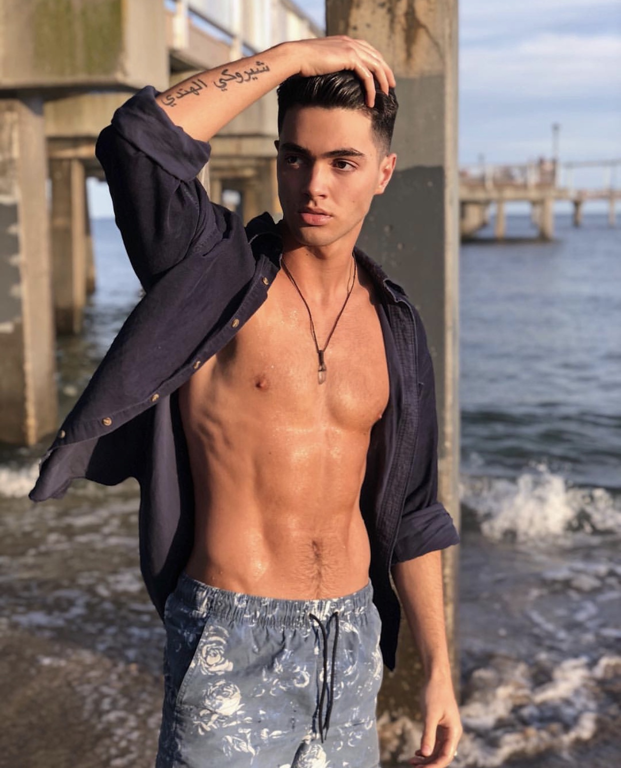 喜欢Lana DelRey的男孩，质量都不会太差！Ins男孩——Noah Blaise了解一下_凤凰网