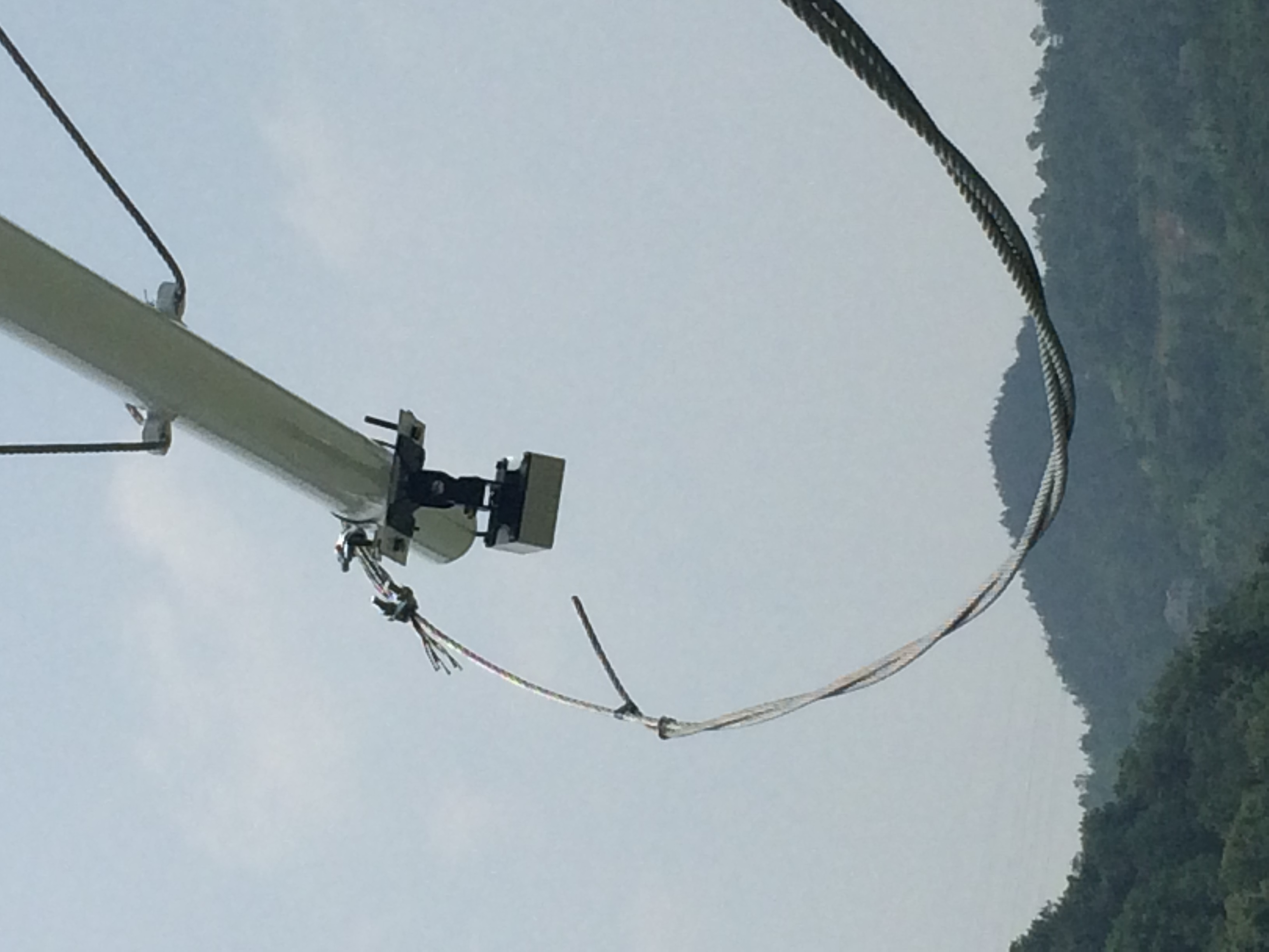 水文局水电站不知如何测量水流量？以下是雷达波安装详细介绍方案__凤凰网